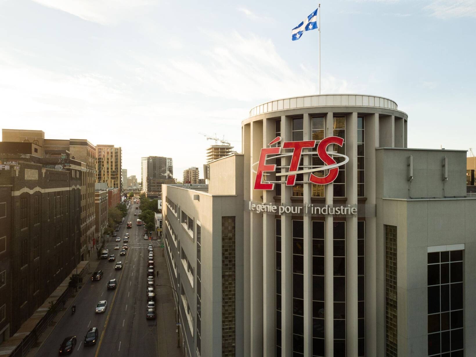 École de technologie supérieure (ÉTS) - ÉTS Montréal