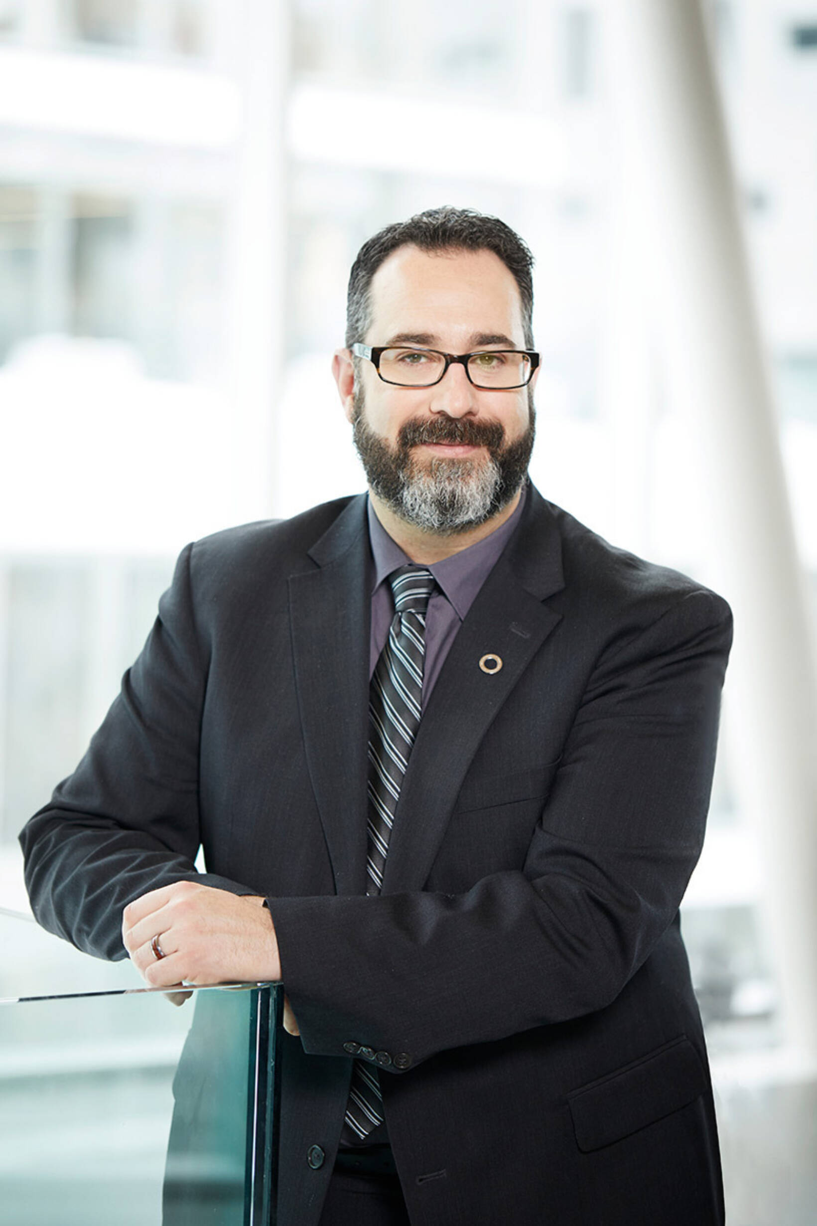 Trois membres de la communauté de recherche de l'ÉTS reconnus comme des chefs de file mondiaux ...