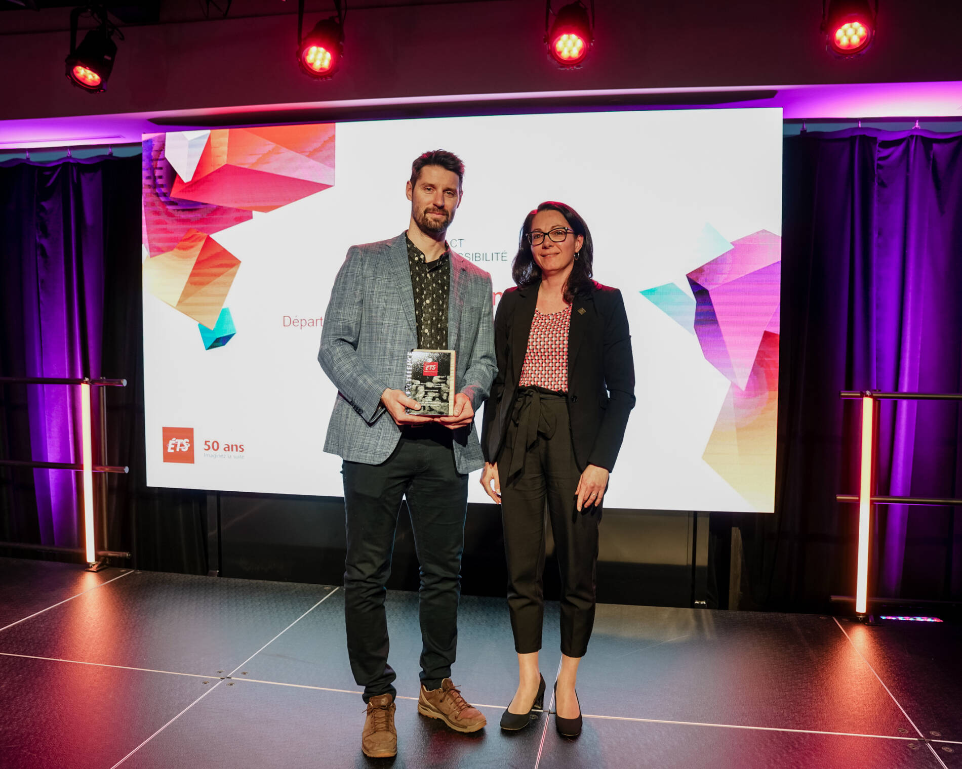 Dans le cadre du Gala d’excellence : recherche et enseignement tenu le 11 avril à l’ÉTS, le ...