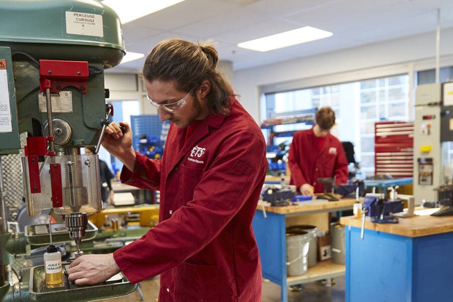 Étudier à l'ÉTS - ÉTS Montréal